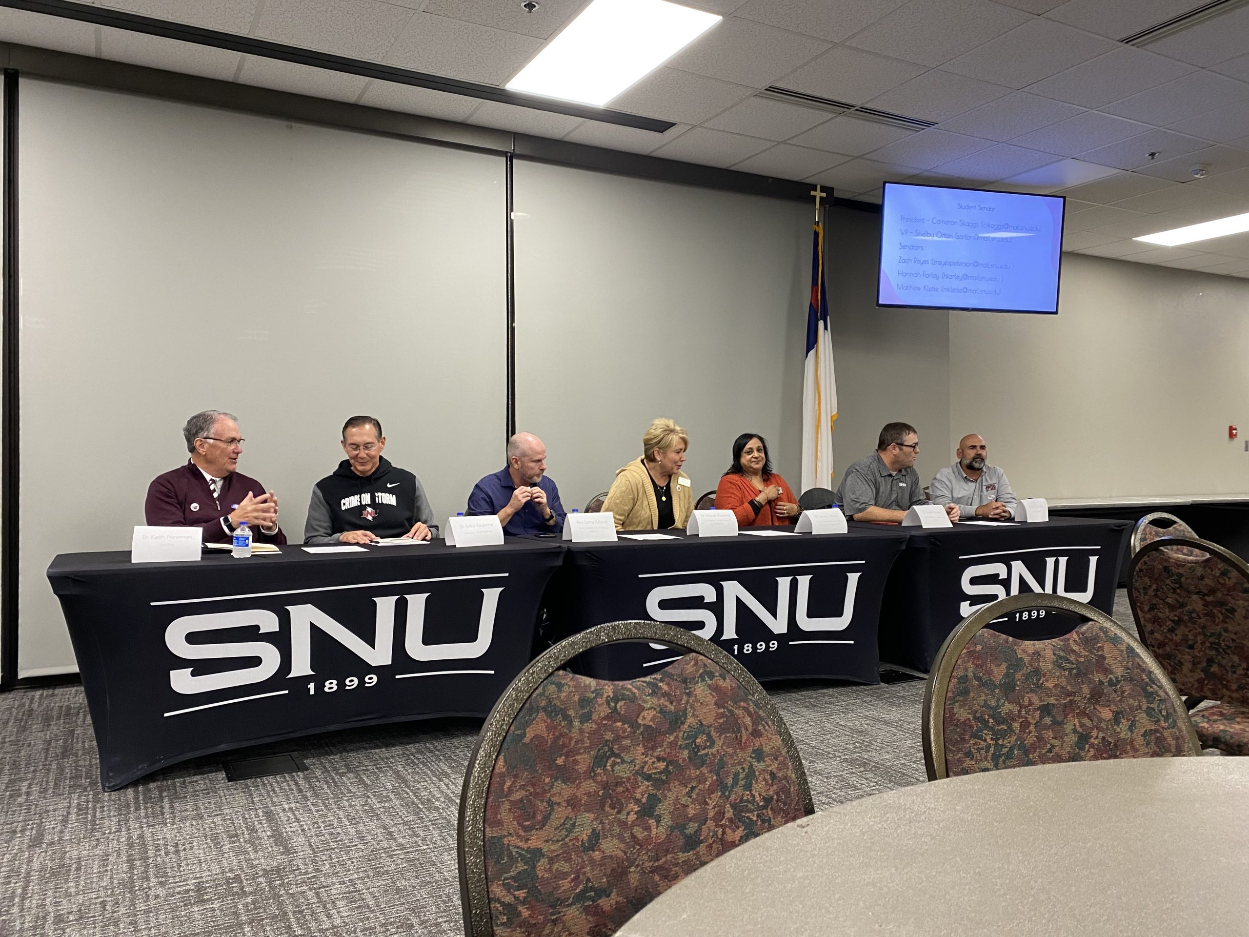 Student Senate Hosts First Ever Town Hall – The Echo